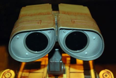 Ultimate Control Wall E Head Ultimate Wall E Unboxing Full Size Image Gallery Gear Live
