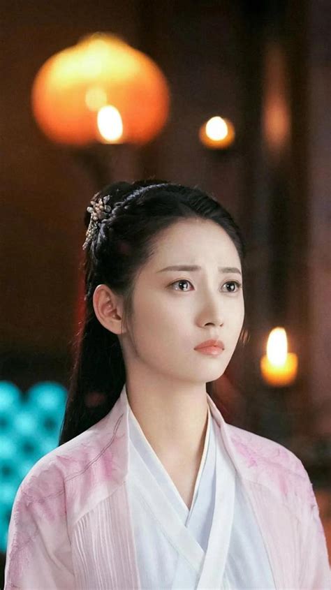 陈钰琪新剧《浮图缘》来袭，捧不红的她这次与王鹤棣能搭出火吗 百科ta说