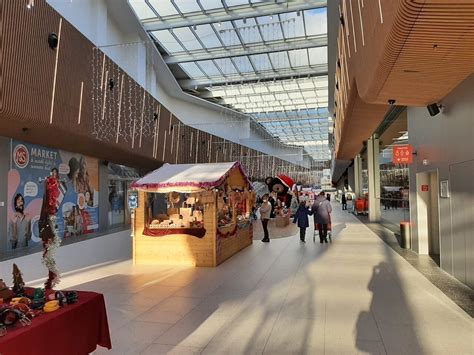 Près du Mans Deux nouveaux commerces au centre commercial Maine Street