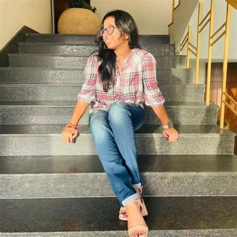 𝑨𝒂𝒅𝒚𝒂 𝑻𝒊𝒘𝒂𝒓𝒊 aadya tiwari threads say more