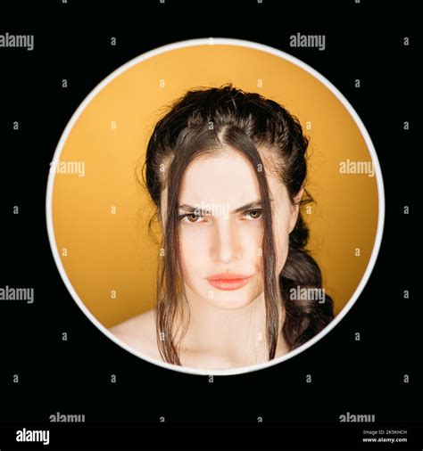 Dissatisfied Woman Headshot Portrait Conflict Issue Negative Emotion