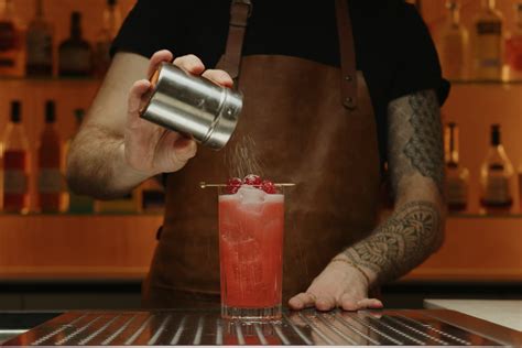 Raspberry Collins Cocktail Recipe By Drinksworld