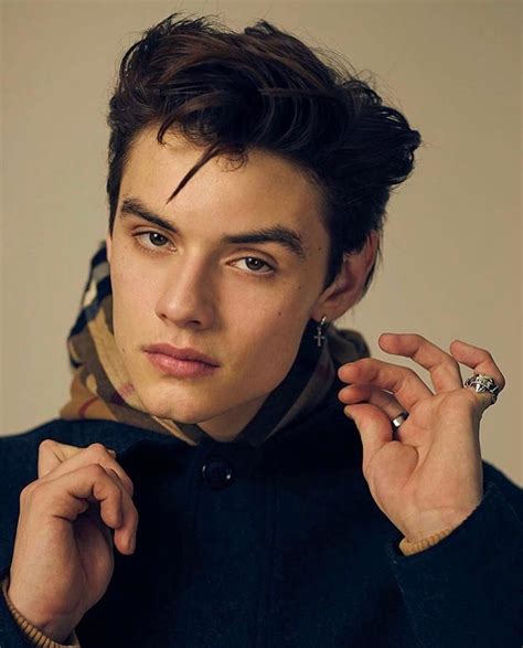 Picture Of Louis Partridge In General Pictures Louis Partridge