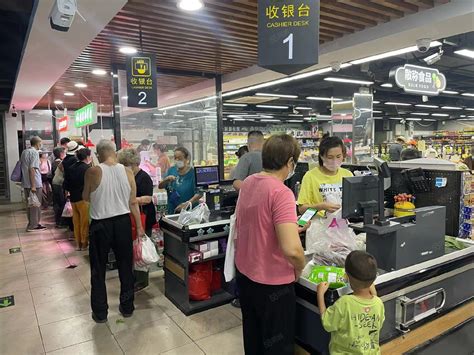 【7图】回龙观全新5000平直租招肉类，水果蔬菜，全招北京昌平回龙观首开广场商业商铺租售生意转让出租 北京58同城