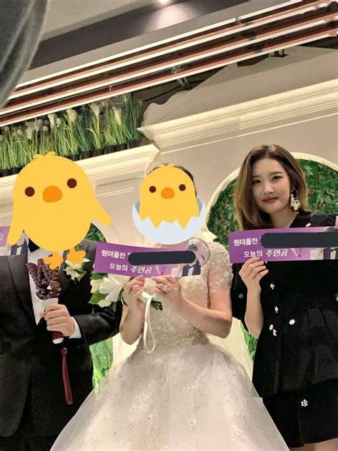 麻豆新娘许安妮送喜帖