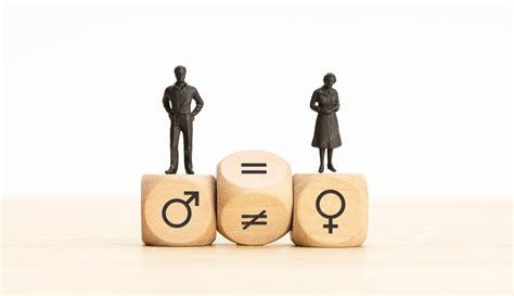 Premium Photo Gender Discrimination To Equality Concept Man And Woman Figurine On Wooden