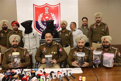 Patiala Police Arrest Two Members Of The Bambiha Gang Recovers 5