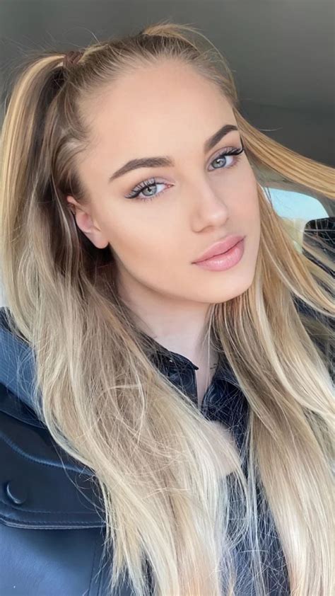 Alisha Lehmann X Ana Maria Markovic Rwomensoccerlegs
