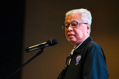 Malaysians Must Know The Truth Ismail Sabri Still Strong As Dewan Sits