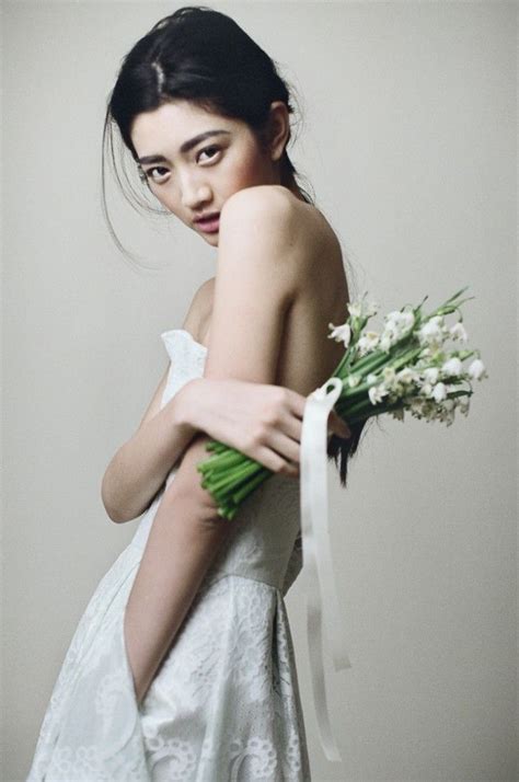 Maybelline 全球廣告的首個亞洲面孔就是她！來自台灣的21歲模特兒吳宜樺 The Femin Portrait