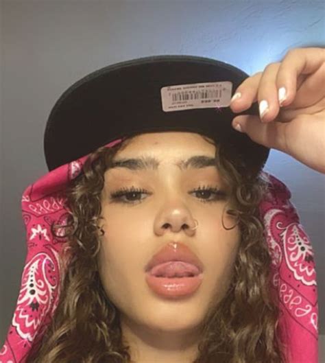 Pin By Gigi On Dream Style In 2022 Beautiful Girl Makeup Pretty