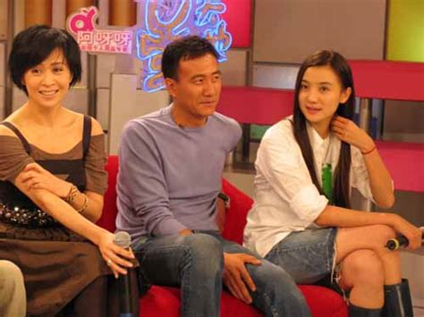 组图：小宋佳戏里性感戏外清纯 大反差引发关注手机新浪网