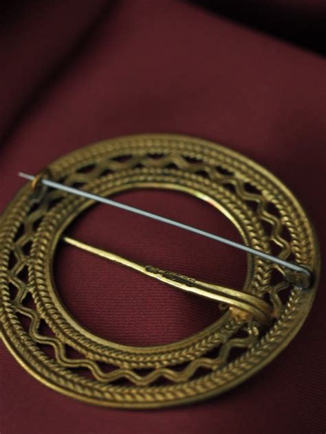 Kalevala Rintaneula Korupankki