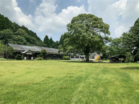 鹿児島にある廃校の森にウッドデッキでキャンプができる環境をととのえたい！ Campfire キャンプファイヤー