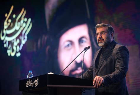 وزیر فرهنگ تاکید کرد باید زمینه شناخت بیشتر میرزا کوچک خان را به عنوان