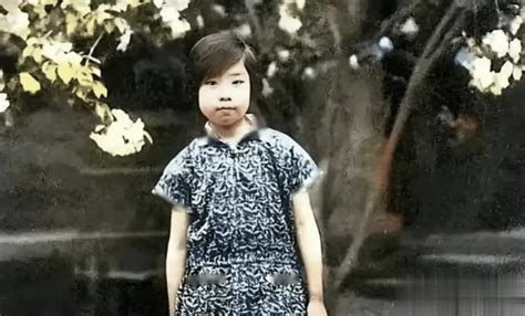 1945年王光美24岁毛领大衣照曝光美貌惊艳时光 360娱乐你开心就好