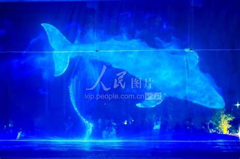 山西运城：裸眼3d灯光秀绚丽上演 人民图片网