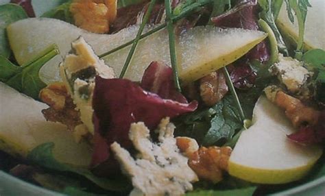 Pear Blue Cheese Salad