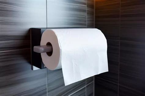 How To Keep Paper Towels From Unrolling Effective Tips