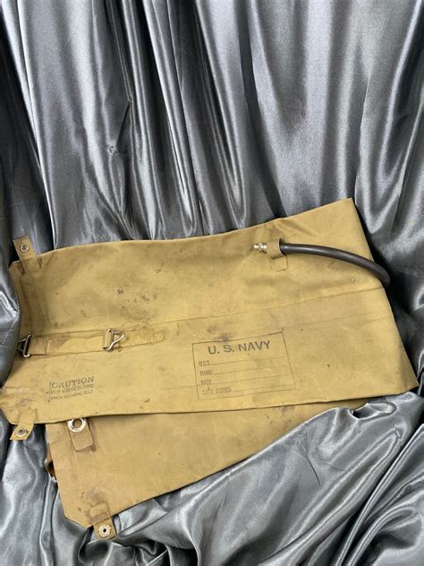 Ww2 Us Navy Flotation Device 1172