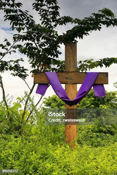 Daang Kastila화산 흔적 따라 남십자자리 역을 통해 교차 Taal 호수 섬talisay바탕 가스philippines0012 예수에 대한 스톡 사진 및 기타 이미지