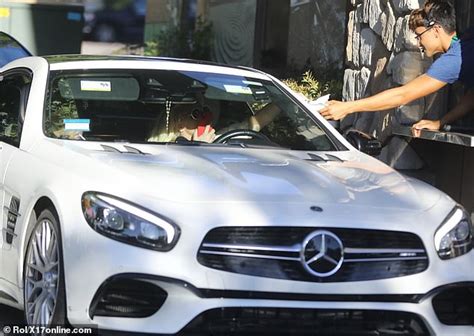 Britney Spears Allegedly Getting Close With Criminal Housekeeper Amid