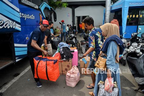 Mudik Di Antara Wajah Budaya Dan Distribusi Ekonomi Republika Online