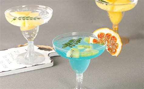 Apacali 60 Pcs Plastic Margarita Glasses 5oz Disposable Margarita