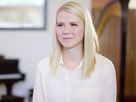 Elizabeth Smart Opens Up About Her Captor Showing Her Pornography