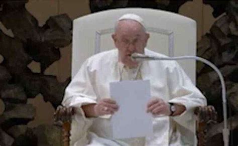 Ratzinger sta male Papa Francesco Pregate per Benedetto XVI che è