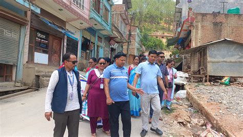 सन्धिखर्कमा लामखुट्टेको लार्भा नष्ट गर्ने अभियान अन्नपूर्ण पोस्ट्