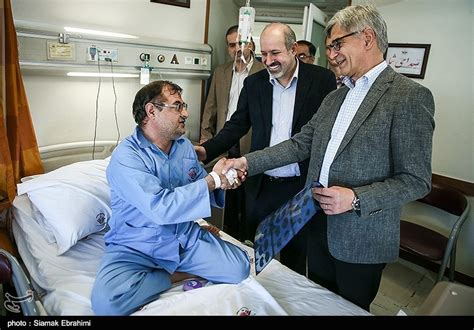 ویزیت جانبازان شیمیایی توسط پزشکان آلمانی در بیمارستان ساسان تهران عکس