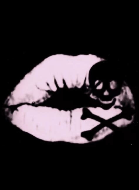 Cocoppa Wallpaper Y2k Wallpaper Goth Wallpaper Heart Iphone