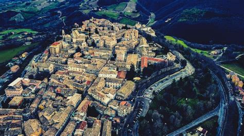 Premium Photo Architecture The Adaptation Of Form To Resist Force