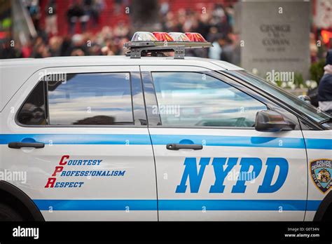 New York Times Square Broadway Nypd Courteous Professionalism Respect