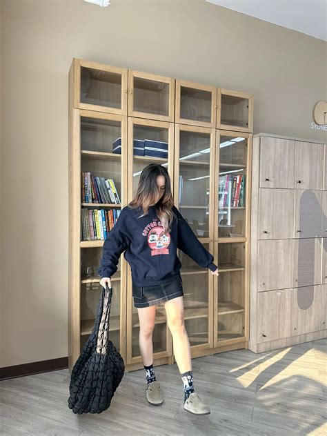 ออฟฟิศหนาวมาก ชมรมคนรักงาน ไม่ได้แต่งตัว ใส่แต่เสื้อกันหนาว แกลเลอ
