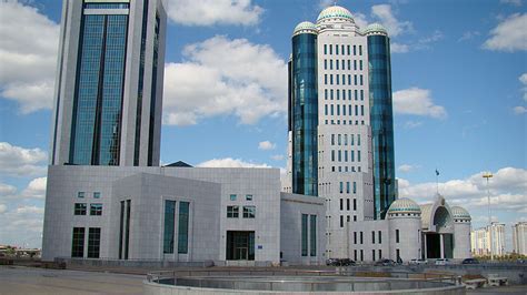Депутаты Казахстана внесли предложение об ограничении мандата
