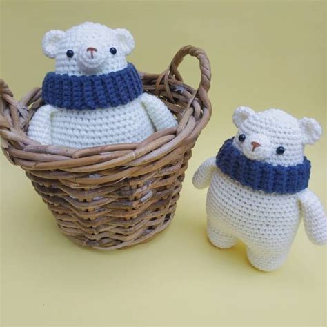 Jual Boneka Rajut Amigurumi Polar Bear Beruang Kutub Handmade Bisa