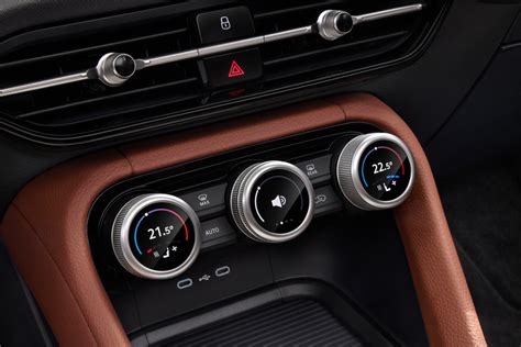 Smart Dials A Smart Solution For Air Conditioning And More Škoda