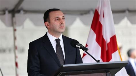 Премьер-министр Грузии пообещал повысить зарплату учителям в 2024 году