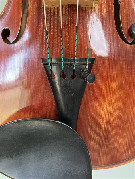 How To Tune A Violin Without Breaking The Strings A Beginners