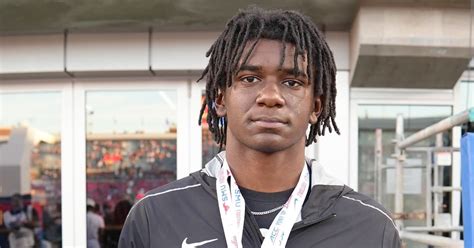 4 Star Wr Xzavier Barnett Commits To Smu