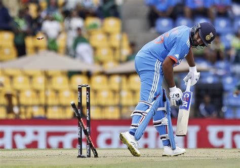 Ind Vs Pak Asia Cup 2023 Afridi Rauf Jolt India Top Order With Four