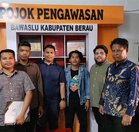 Penuhi Undangan Klarifikasi Bawaslu Berau Pelapor Hadir Bersama Tim