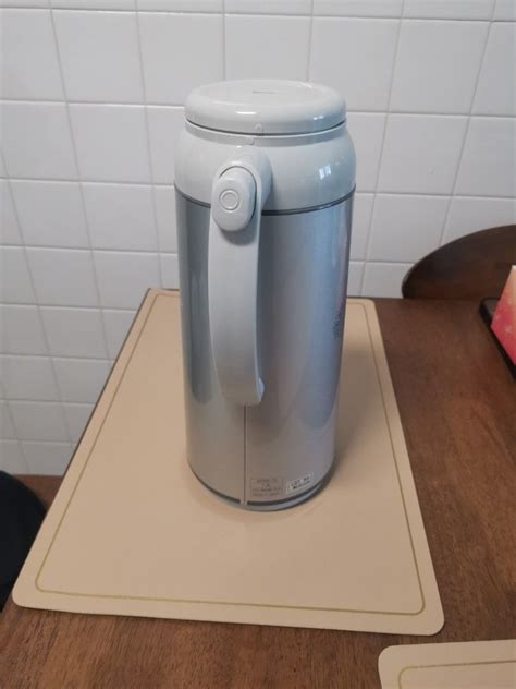 Zojirushi Thermos Flask L Furniture Home Living Kitchenware Tableware Water Bottles