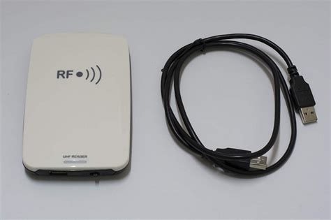 SR3308 UHF RFID Reader Writer USB Desktop 860 960Mhz RFID Reader With Keyboard Emulation Output