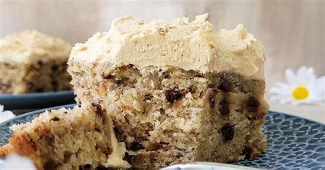 Banana Chocolate Chip Cake With Peanut Butter Cream Cheese Frosting