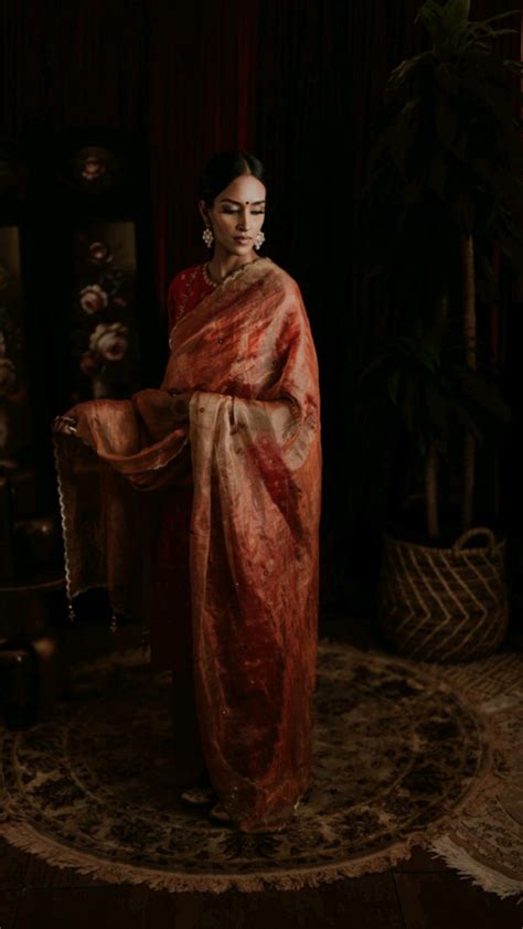 Simple Indian Bride In Old World Classic Photoshoot Vintage