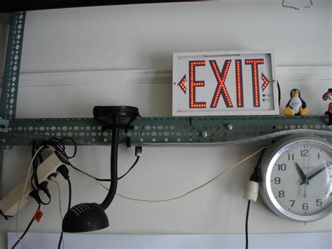 How To Make A Short Extension Cord Put A New Plug On A Cord Previously On Instructables