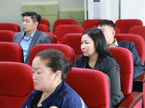 Өлзий Оршихын Сумъяабаатар Өлзий Оршихын Сумъяабаатар